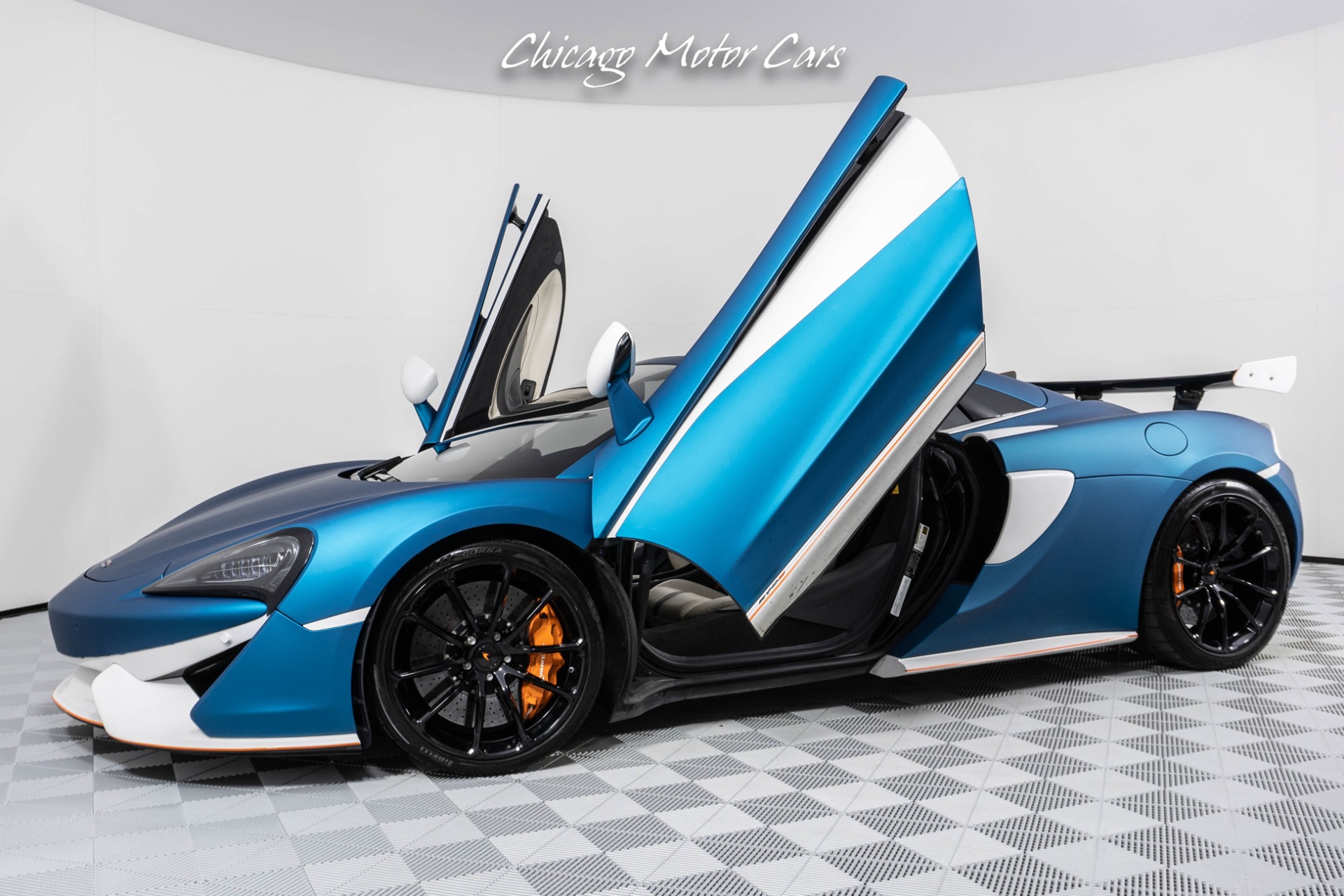 Used 2018 McLaren 570S Spider Luxury Package! Carbon Fiber Wing! Matte ...