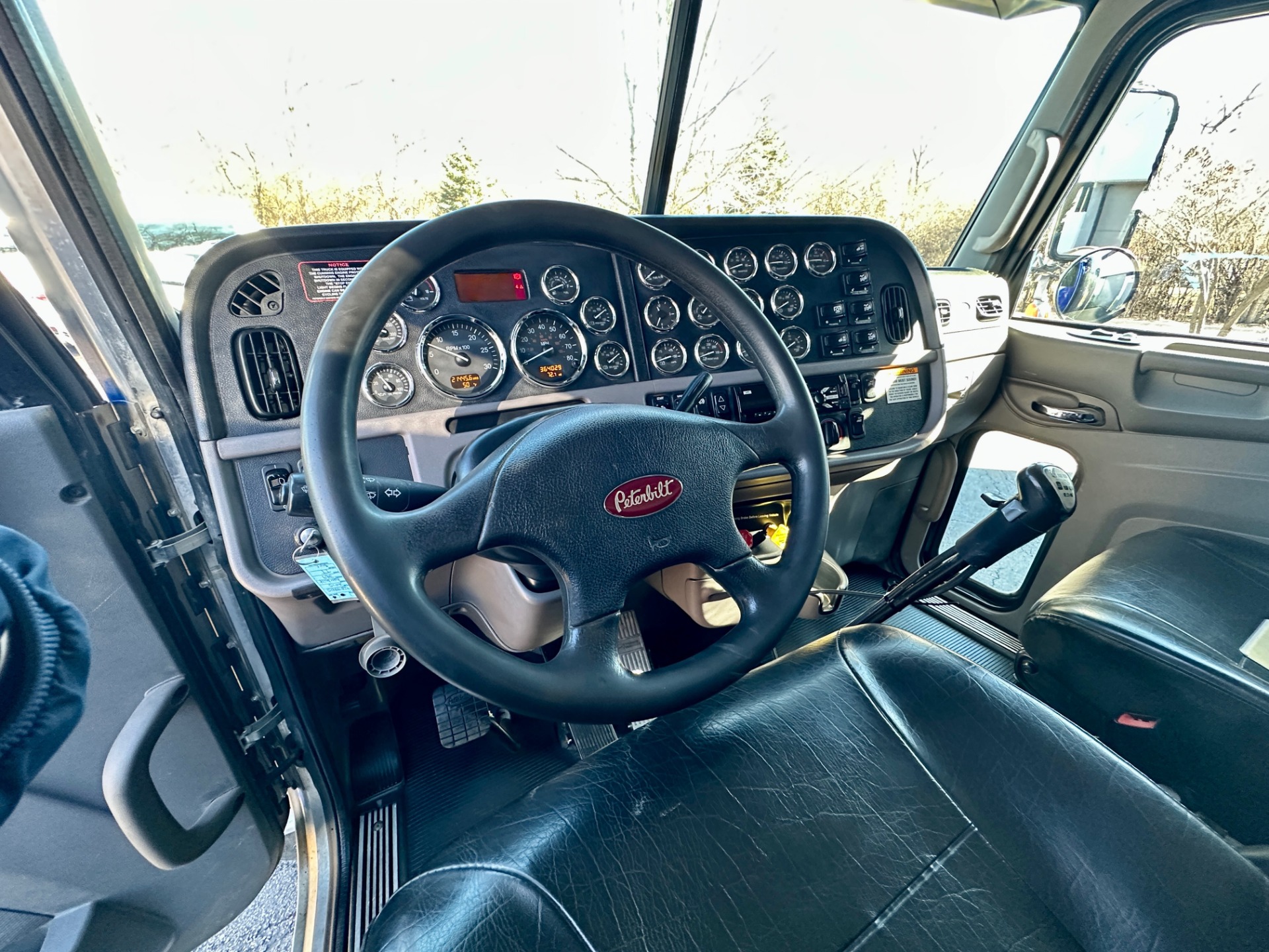 Peterbilt 389 Interior