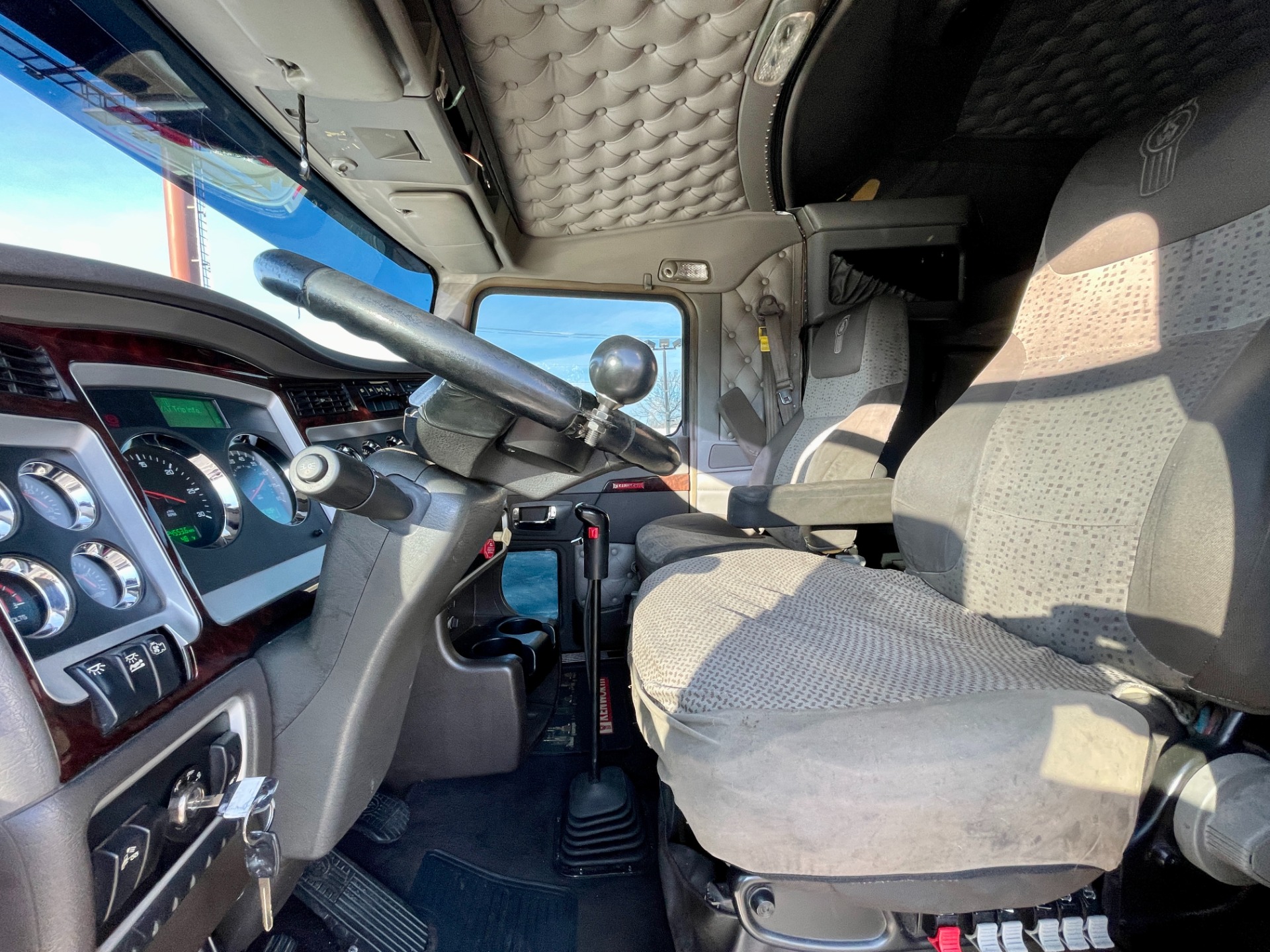 Kenworth T660 Sleeper Interior