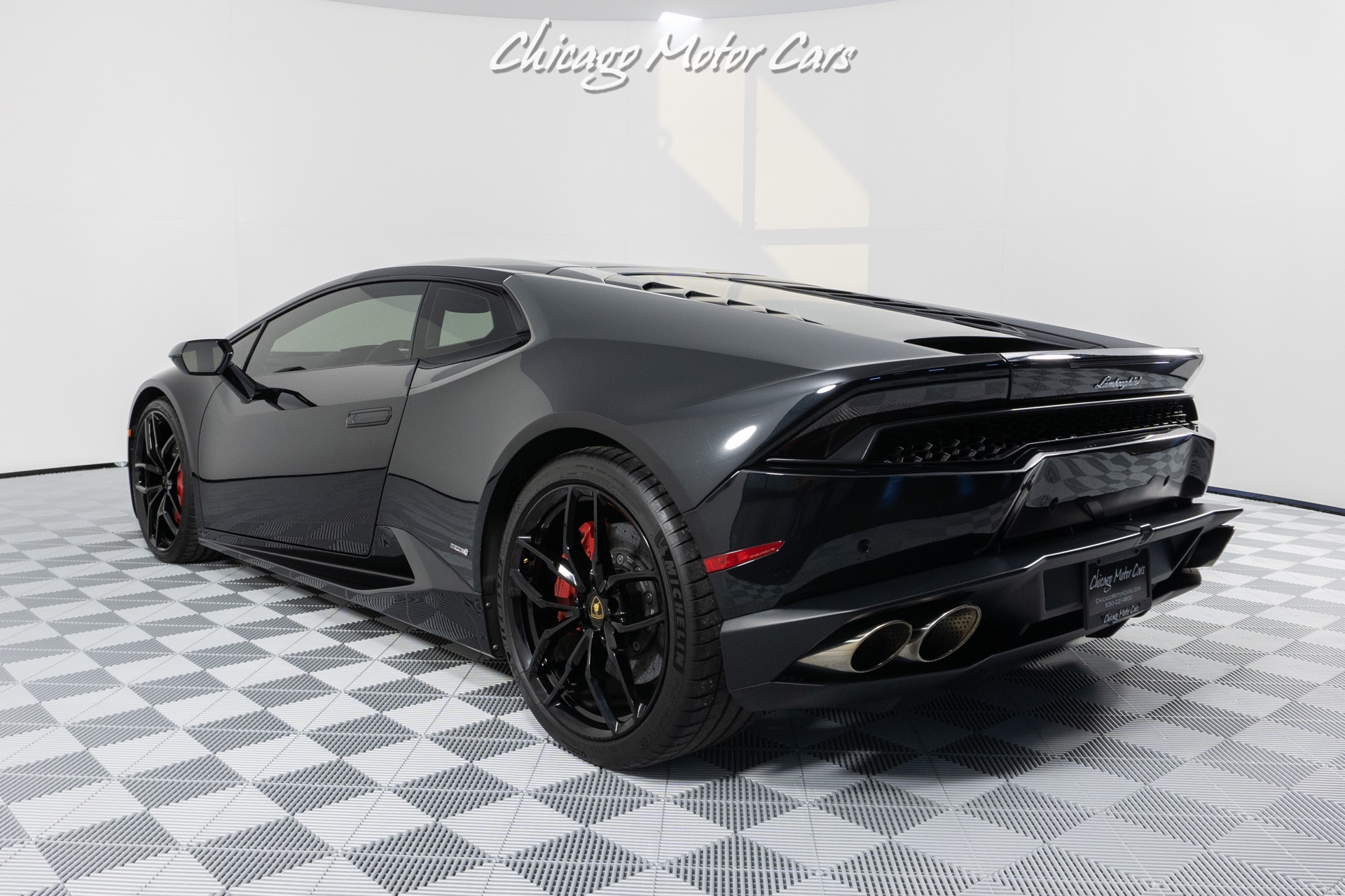 Lamborghini Huracan Black Interior