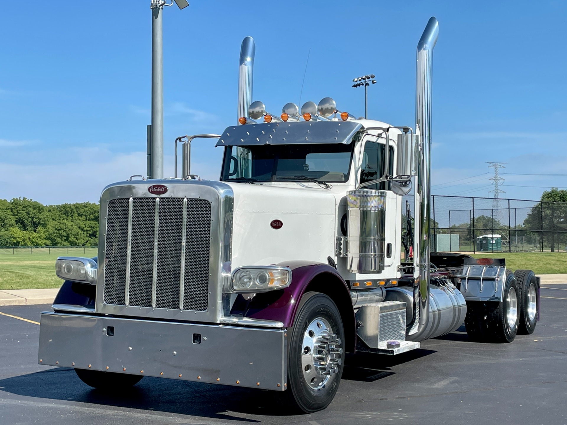 Used 2007 Peterbilt 389 Day Cab GLIDER! Detroit Diesel - 13 Speed Manual For Sale (Sold) | Karma ...